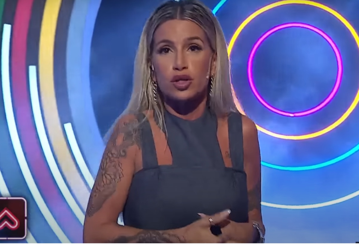 "Pueden poner otro canal": Flor Peña respondió a las críticas por su ...